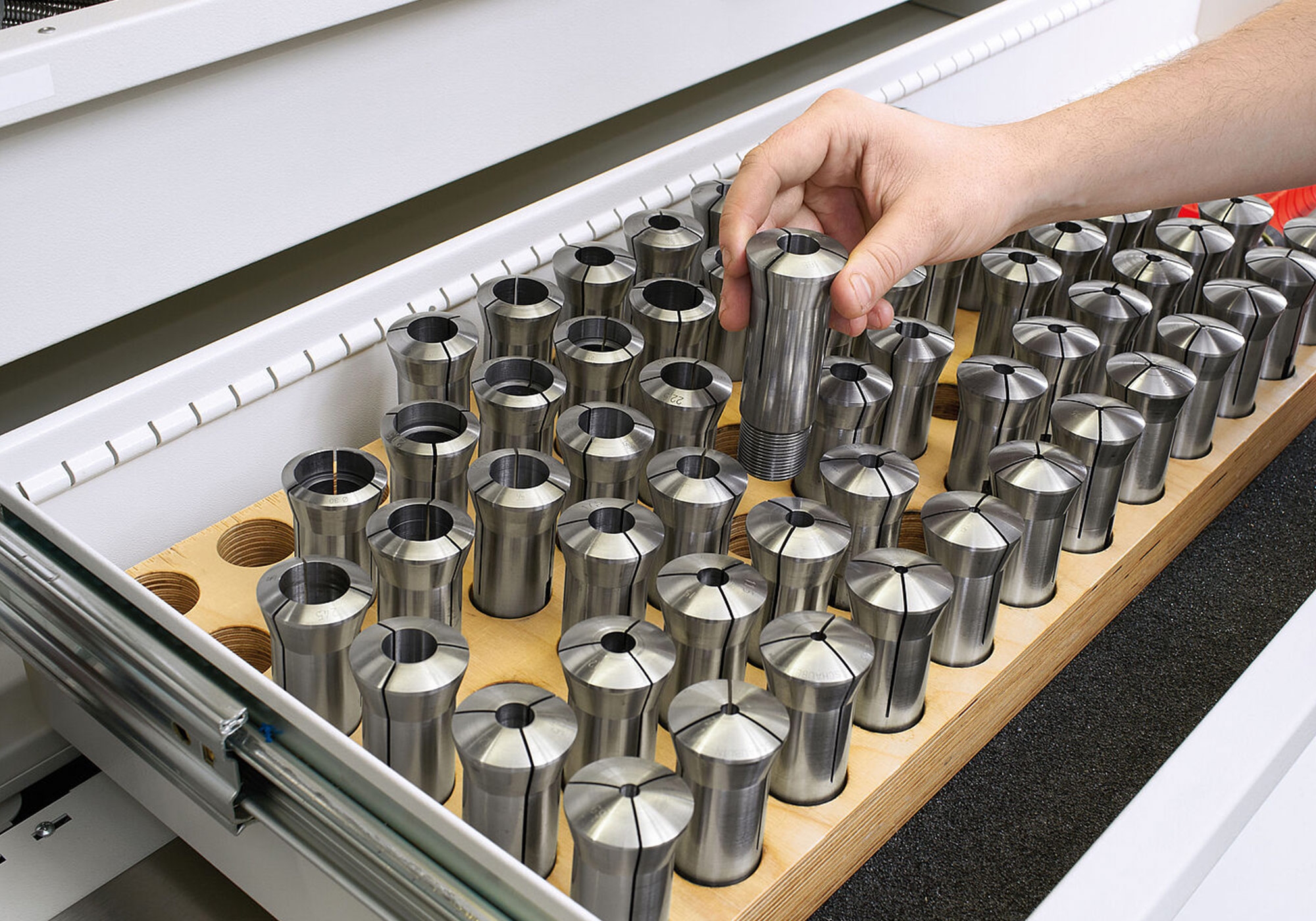 Optimising biopharmaceutical storage efficiency with Hanel Rotomat ...